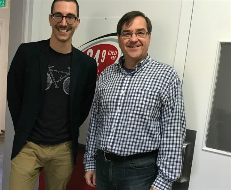 Dominique Cyr : agent écoleader - CIEU-FM 94,9, 1061, la radio de la ...