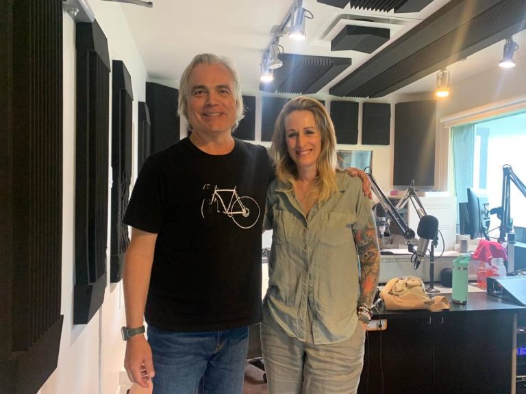 Rencontre avec la réalisatrice Anik Jean - CIEU-FM 94,9, 1061, la radio ...